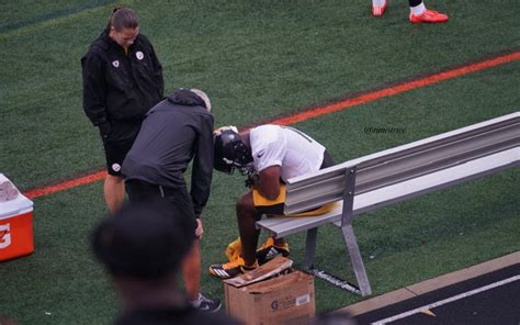Rookie Wr Juju Smith Schuster Sitting Out 2nd Camp Practice With Ankle