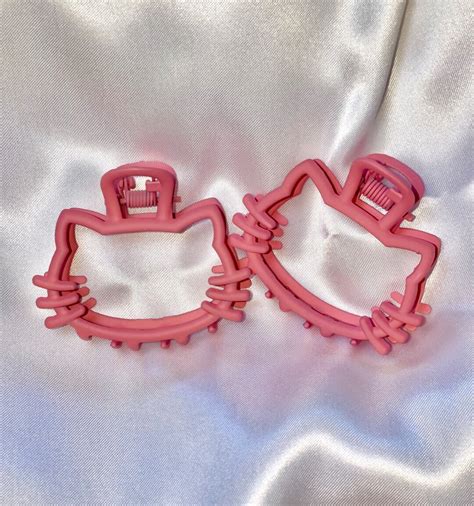 Hello Kitty Hair Clips Set Of 2 Sanrio Hair Clip Pink Metal Hair