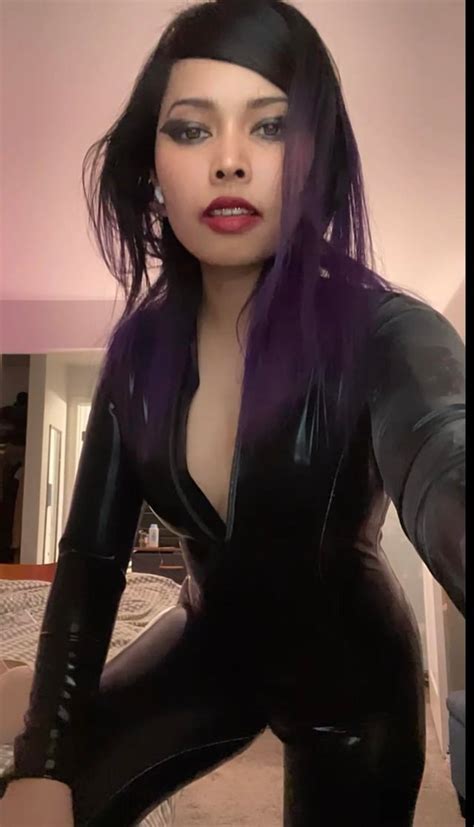 Beautiful Goth Girl In Sexy Gothic Clothing Pleated Skirt R