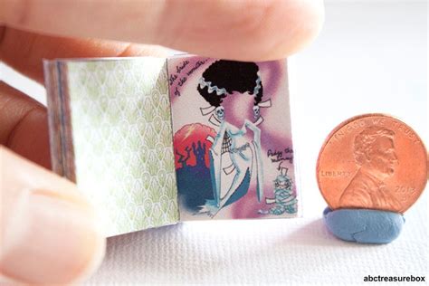 Miniature Book Betty Boop Goes To Hollywood Paper Doll 112 Scale