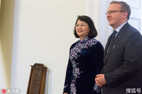 邓氏玉盛出任越南国家代主席 成该国首位女元首 搜狐大视野 搜狐新闻
