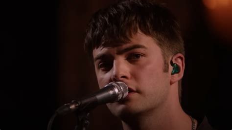 Fontaines Dcs Grian Chatten Makes Solo Tv Debut