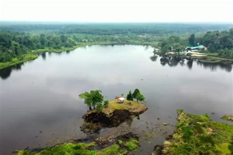 Bak Surga Terpendam Objek Wisata Danau Laut Tador Yang Menawan Di
