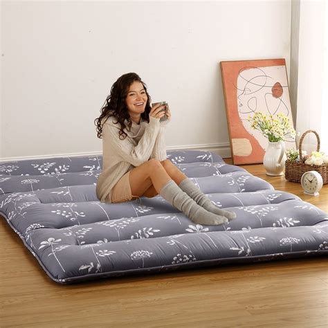 Whizmax Japanese Style Futon Mattress Floral Print Floor Mattresses