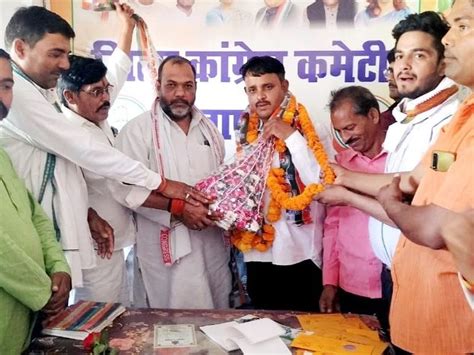 Workers Left Bjp And Bsp And Joined Congress भाजपा और बसपा छोड़