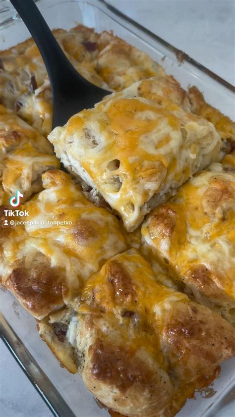 Biscuits And Gravy Casserole With Sausage And Eggs Artofit Biscuits And Gravy Casserole With Sausage And Eggs Artofit
