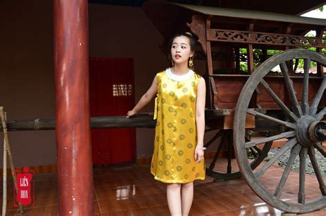 Viên Lĩnh Gấm Hoa LiÊn Hoa Một Thoáng An Yên