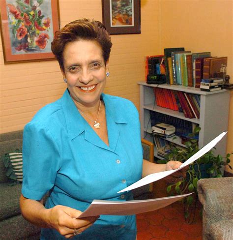 Julieta Dobles Es La Ganadora Del Premio Nacional De Cultura Magón 2013