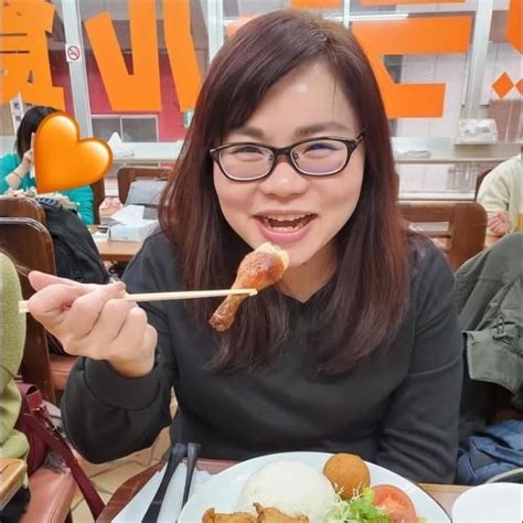 Carol Huang Carol Huang • Threads Say More