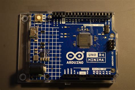 Arduino Uno R4 Minimaでlチカ Weekly Engineering