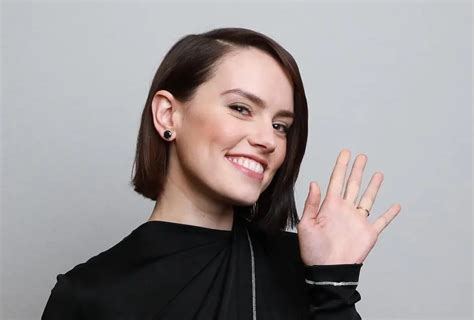 تصاویر؛ عکس های شخصی، زندگی خصوصی و بیوگرافی دیزی ریدلی