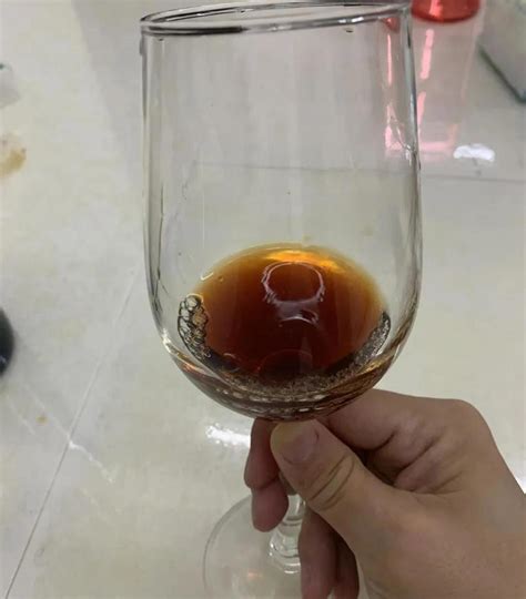 没开瓶的红酒，过了保质期还能喝吗？行家给出答案，别再被误导了