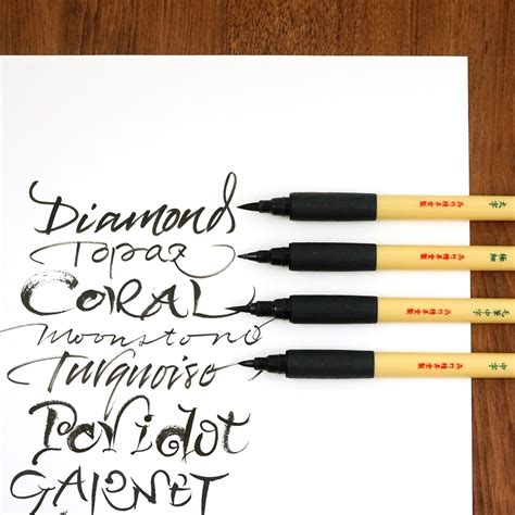 Kuretake Zig Bimoji Fude Brush Pens