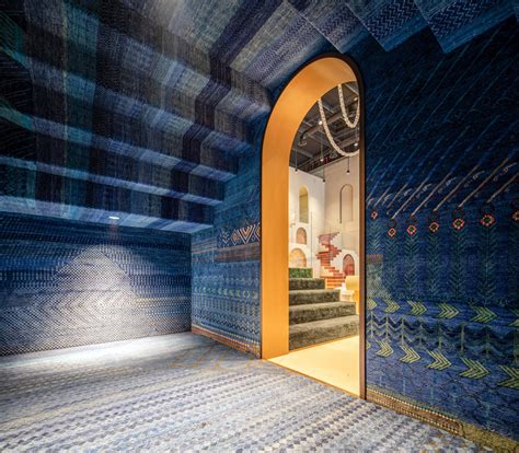 Roar Recreates Dizzying Indian Stepwells In Jaipur Rugs Dubai Showroom