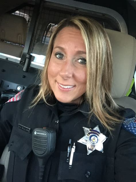 Im A Hot Policewoman My Uniforms Unflattering But I Still Look Good