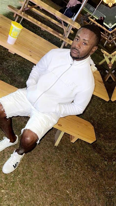 Sheldon Norris Sheldonnorriss Videos With Live A Little Acoustic Mix Dyani Tiktok