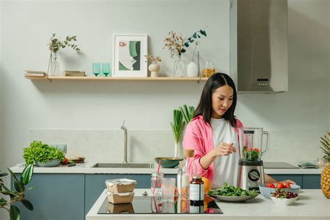 Blender Vs Food Processor What Are Their Intended Uses The Urban Housewifethe Urban Housewife