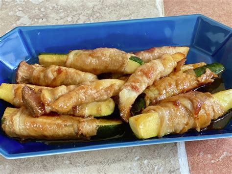 ズッキーニとエリンギの肉巻き甘酢炒め By 味付けアドバイザー 【クックパッド】 簡単おいしいみんなのレシピが394万品