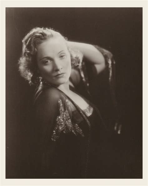 Morocco Gary Cooper Marlene Dietrich Ullrich Haupt Adolphe Menjou