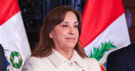 Dina Boluarte Vuelve De China A Atacar A La Prensa Y Pide Que Se
