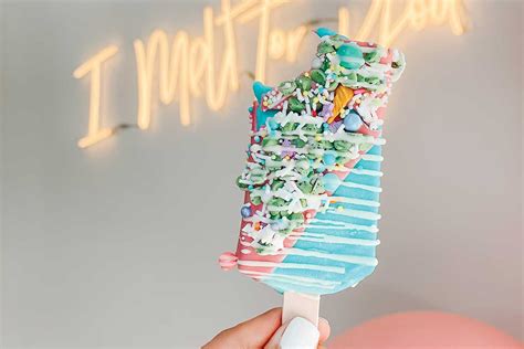 Hersheys Cotton Candy Ice Cream Bar