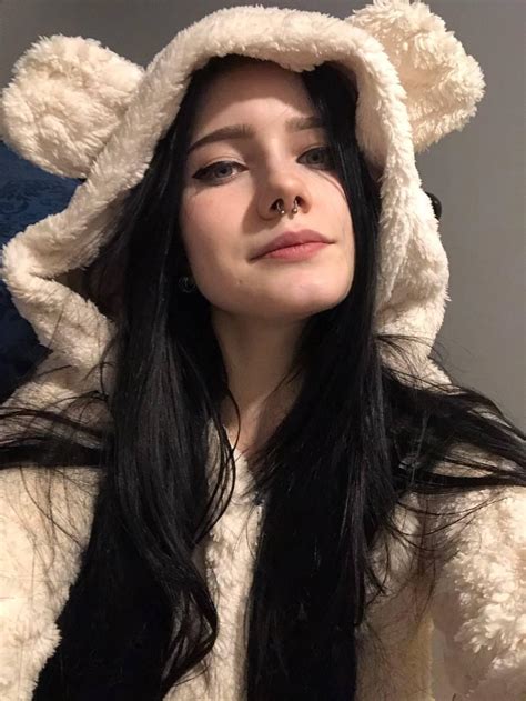 The Face Of A Girl Whos Ready To Hoard Candy Rfaces