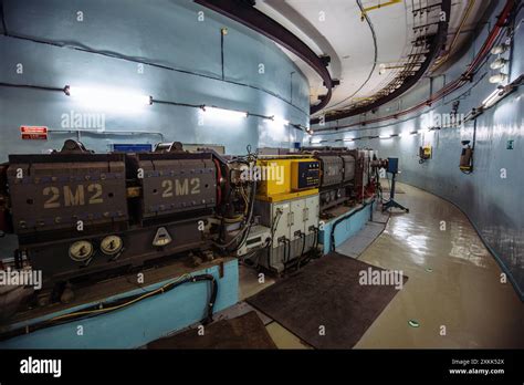 Superconducting Ring Electromagnet In Cyclotron Particle Accelerator