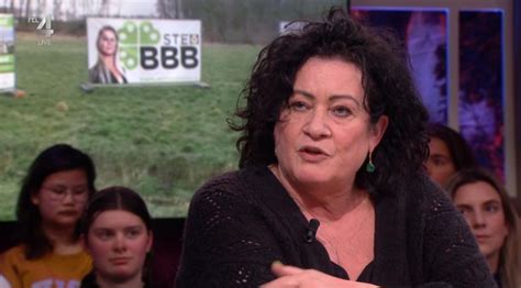 Jinek Kijkers Ergeren Zich Aan Stoorzender Tijdens Interview Caroline