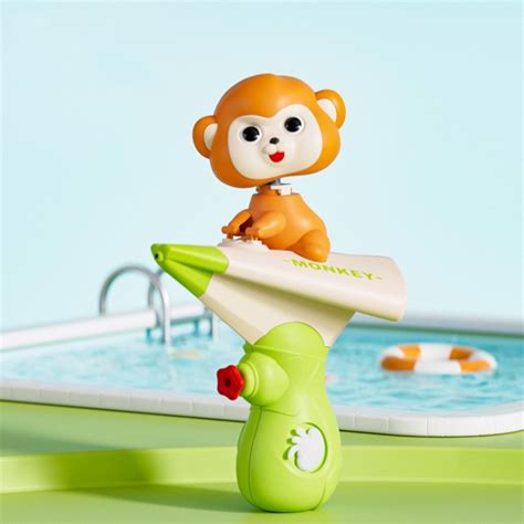 2pcs Ty018 여름 미니 귀여운 어린이 물 스프레이 장난감 재생 작은 비행 원숭이