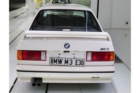 【画像ギャラリー】bmw初代「m3」が3000万円！ フルオリジナルの奇跡の個体は日本に納車されたエムスリーでした Auto Messe