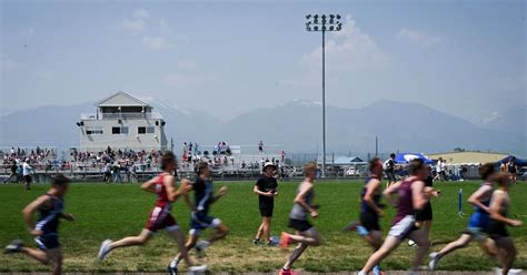 Photos Western Class A Track And Field Divisionals At Corvallis High School