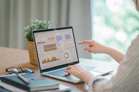 Advisor Financial Business Analytics Woman Team Analyzing Data Charts