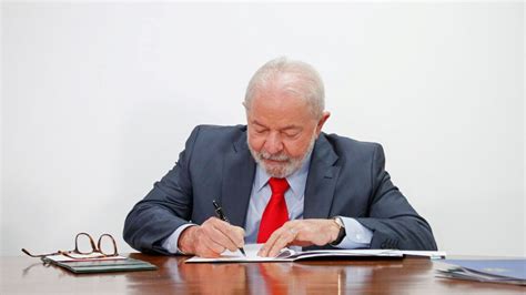 Indulto De Lula Beneficia Presos Com Hiv E Exclui Líderes De Facções