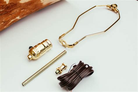 King S Nursery Diy Log Lamp Dani Marie Blog