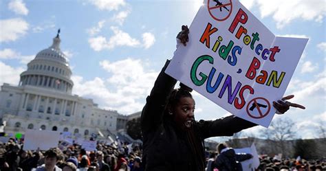 Powerful Images Capture Us Students Mass Walkout To Protest Gun