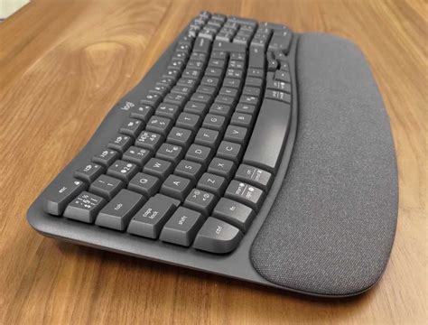 Logitech Wave Keys Review Comfortable Convenient Wireless Keyboard Pcworld
