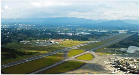 Por Daño En La Pista Cierran Temporalmente El Aeropuerto Internacional