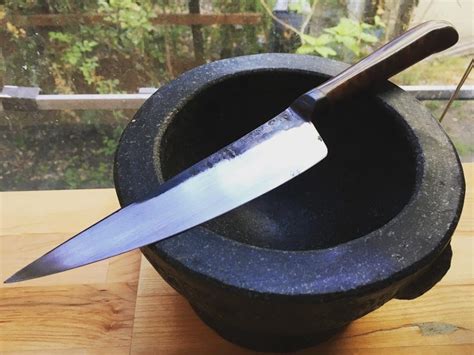 Knife Showdown Stainless Steel Versus Carbon Steel One Sky Blog