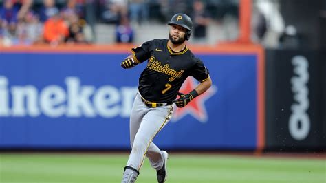 Isiah Kiner Falefa Homers After Meeting His 2nd Cousin For The 1st Time Ralph Kiners Son