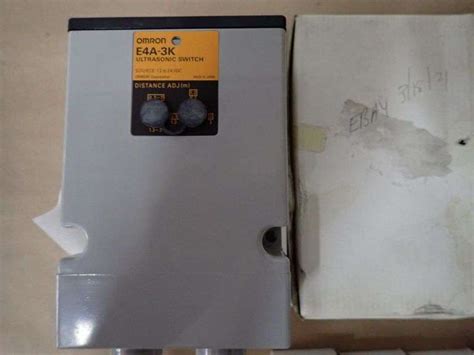 Lot Of Omron Limit Switches And Ultrasonic Sensors Yellow Tag Auctions