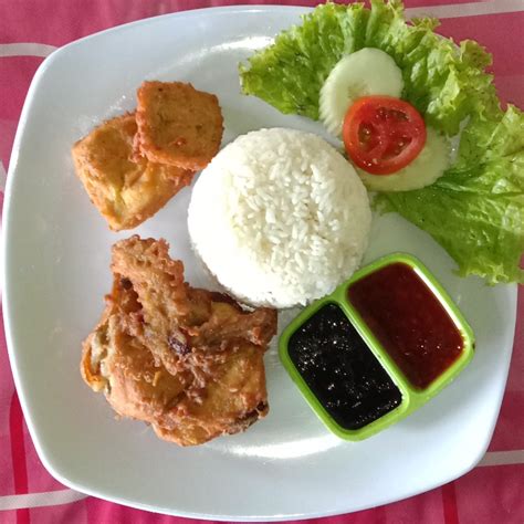 Ayam Penyet Oget