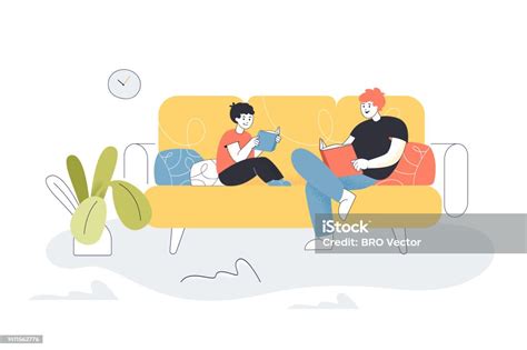 아버지와 아들은 소파에서 함께 책을 읽거나 숙제를합니다 읽기에 대한 스톡 벡터 아트 및 기타 이미지 읽기 소파 가족