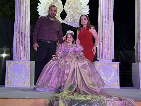 Ana Sofía Manjarrez Loaiza Es Coronada Como Reina Infantil De San