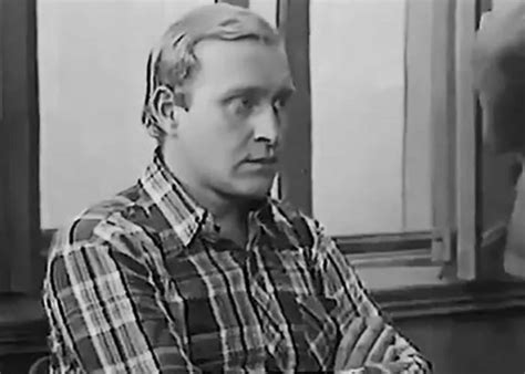 Умер актер Евгений Шершнев