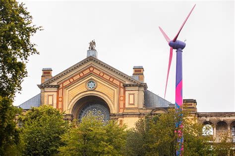 Octopus Energy Temporary Turbine Imagery Media Assets Octopus Energy