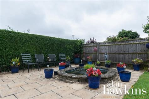 Longleaze Royal Wootton Bassett Sn4 8 Alan Hawkins