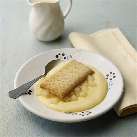 Apple Pie And Custard Hot Dessert Wiltshire Farm Foods