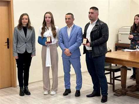 СУ ГЕН ВЛАДИМИР СТОЙЧЕВ Спортно училище гр София 10 те най добри спортисти за 2023г