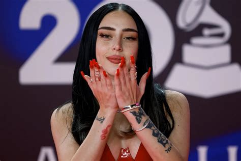 Los Grandes Amores De Nicki Nicole Romances Apasionados Anillo De