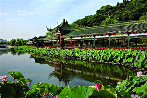 杭州东方文化园 长春关东文化园 新乡市东方文化步行街 大山谷图库